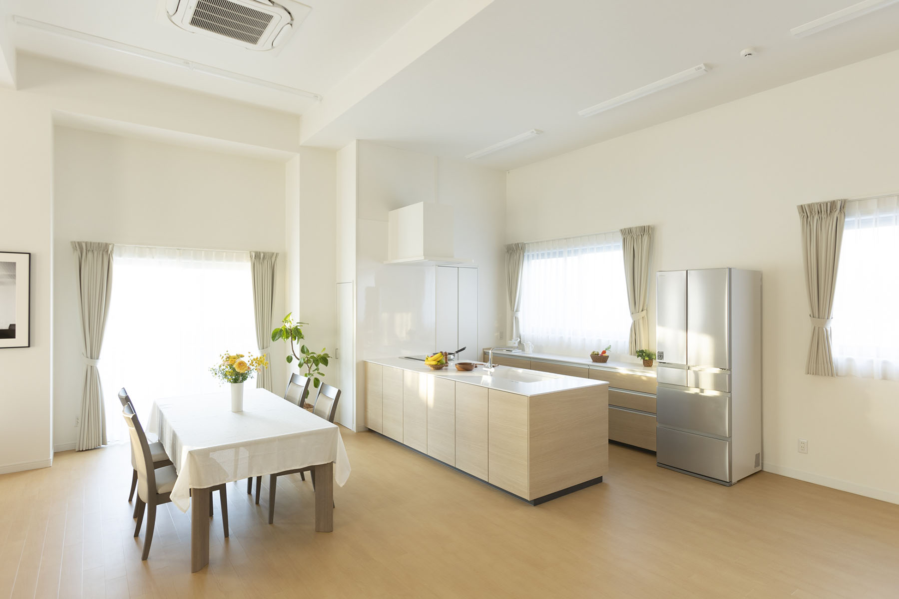 ECOLO D-ONE STUDIO | 東京都世田谷区の撮影スタジオ エコロ予約センター 03-5760-7977