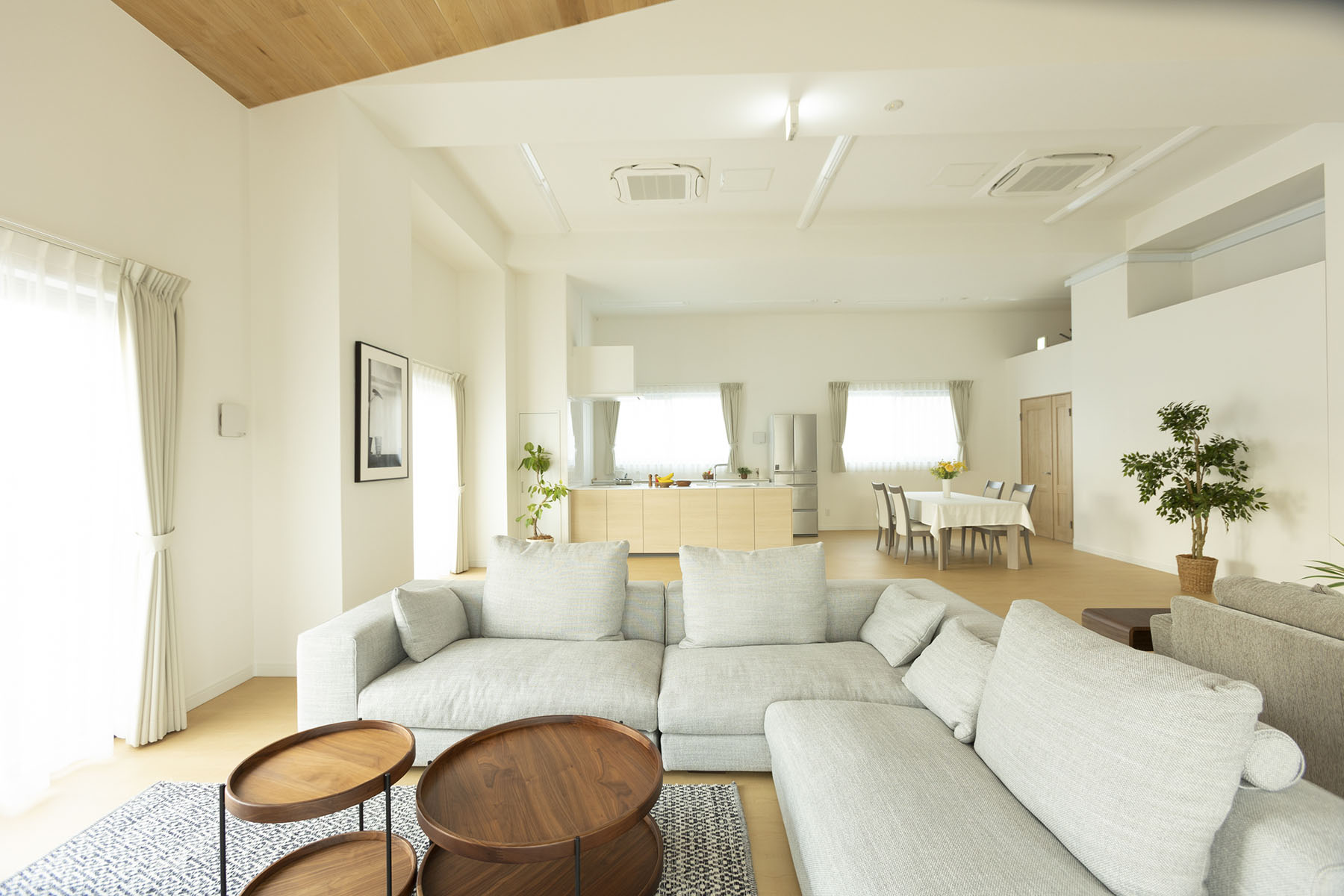 ECOLO D-ONE STUDIO | 東京都世田谷区の撮影スタジオ エコロ予約センター 03-5760-7977