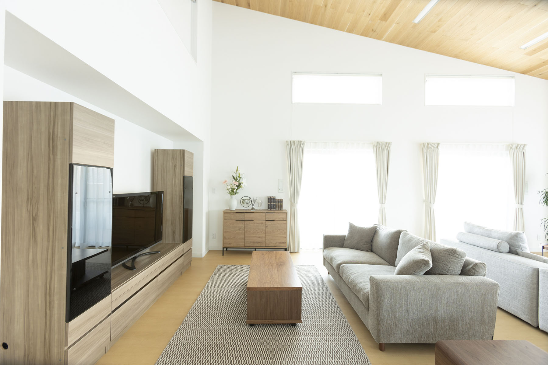 ECOLO D-ONE STUDIO | 東京都世田谷区の撮影スタジオ エコロ予約センター 03-5760-7977